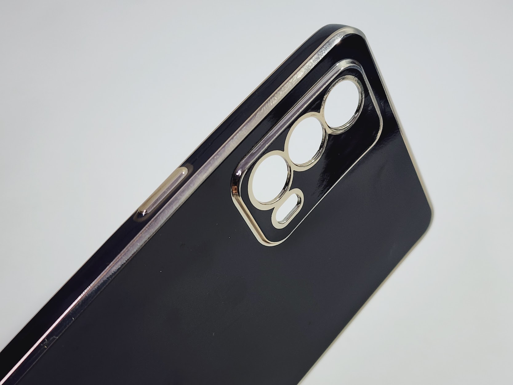 Realme X7 Pro TPU Gold Chrome Back Cover – BT Limited Edition Store