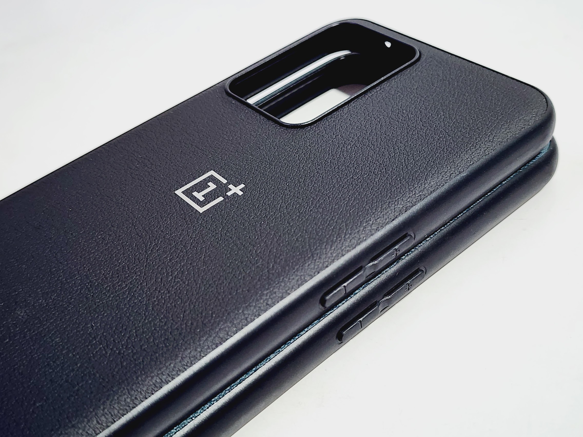 OnePlus Nord CE 2 Lite OG Leather Finish Back Cover – BT Limited ...