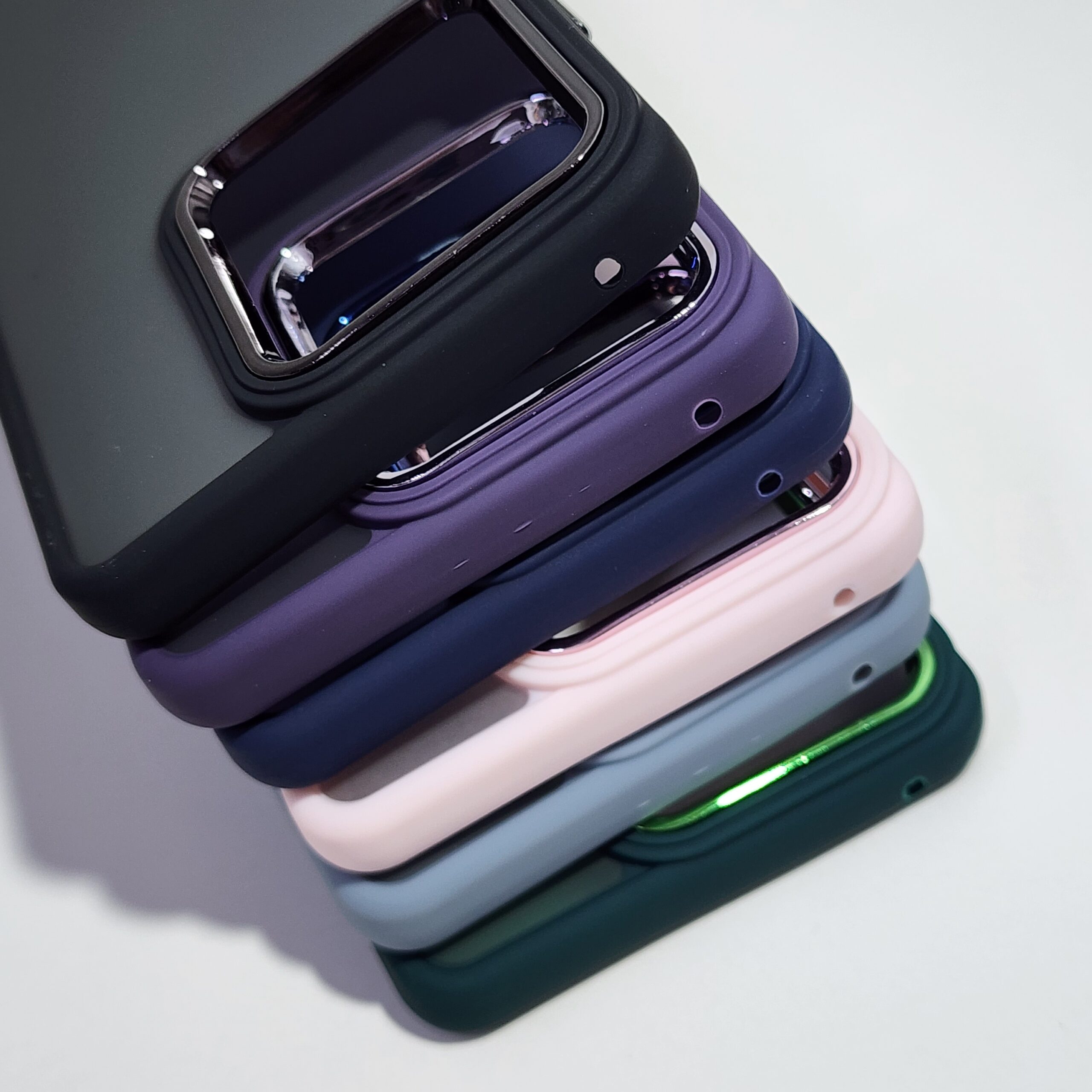 Moto Edge 40 Matte Skin Back Cover – BT Limited Edition Store