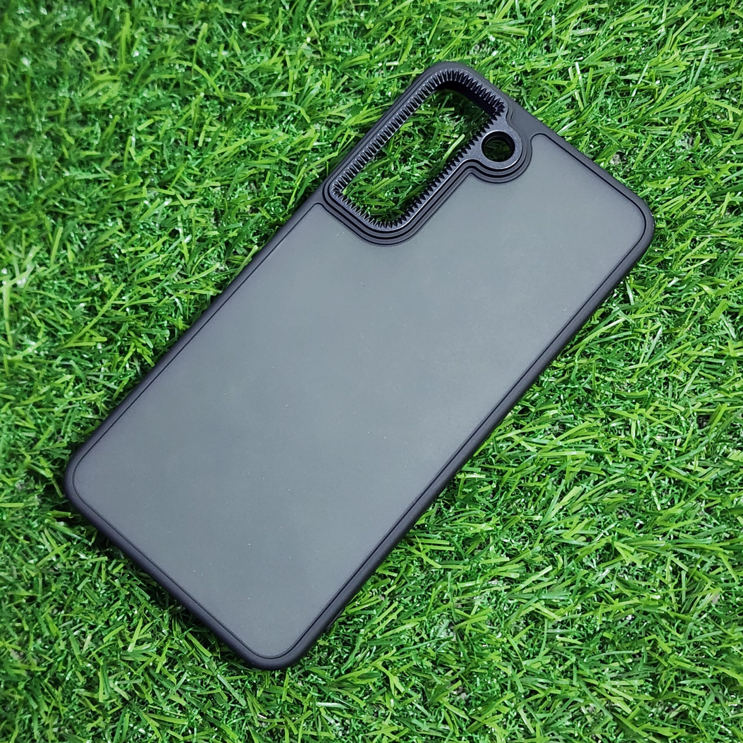 Samsung S21 FE Stylish ZigZac Matte Skin Back Cover – BT Limited ...