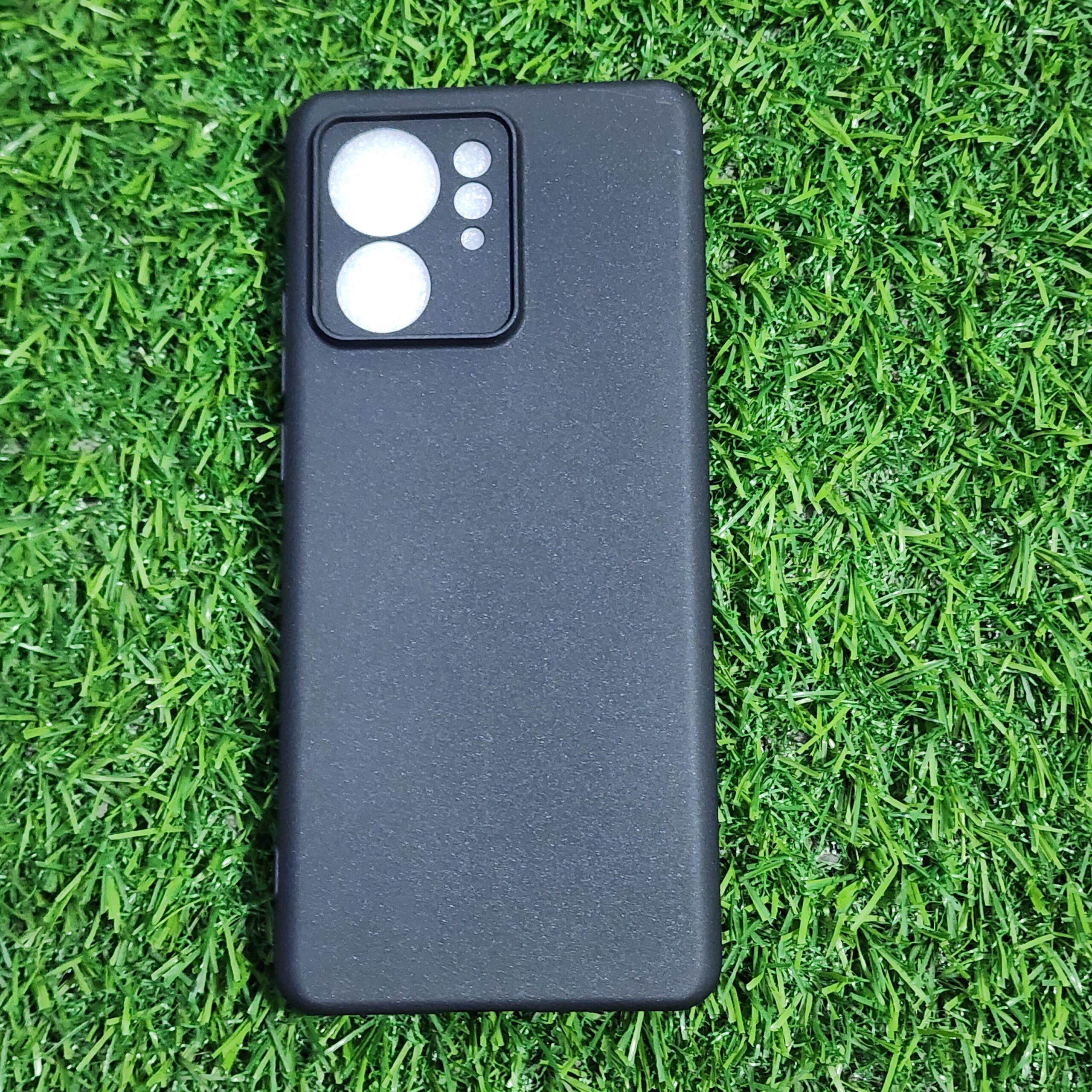 Moto Edge 40 Paper Silicon Black Back Cover – BT Limited Edition Store