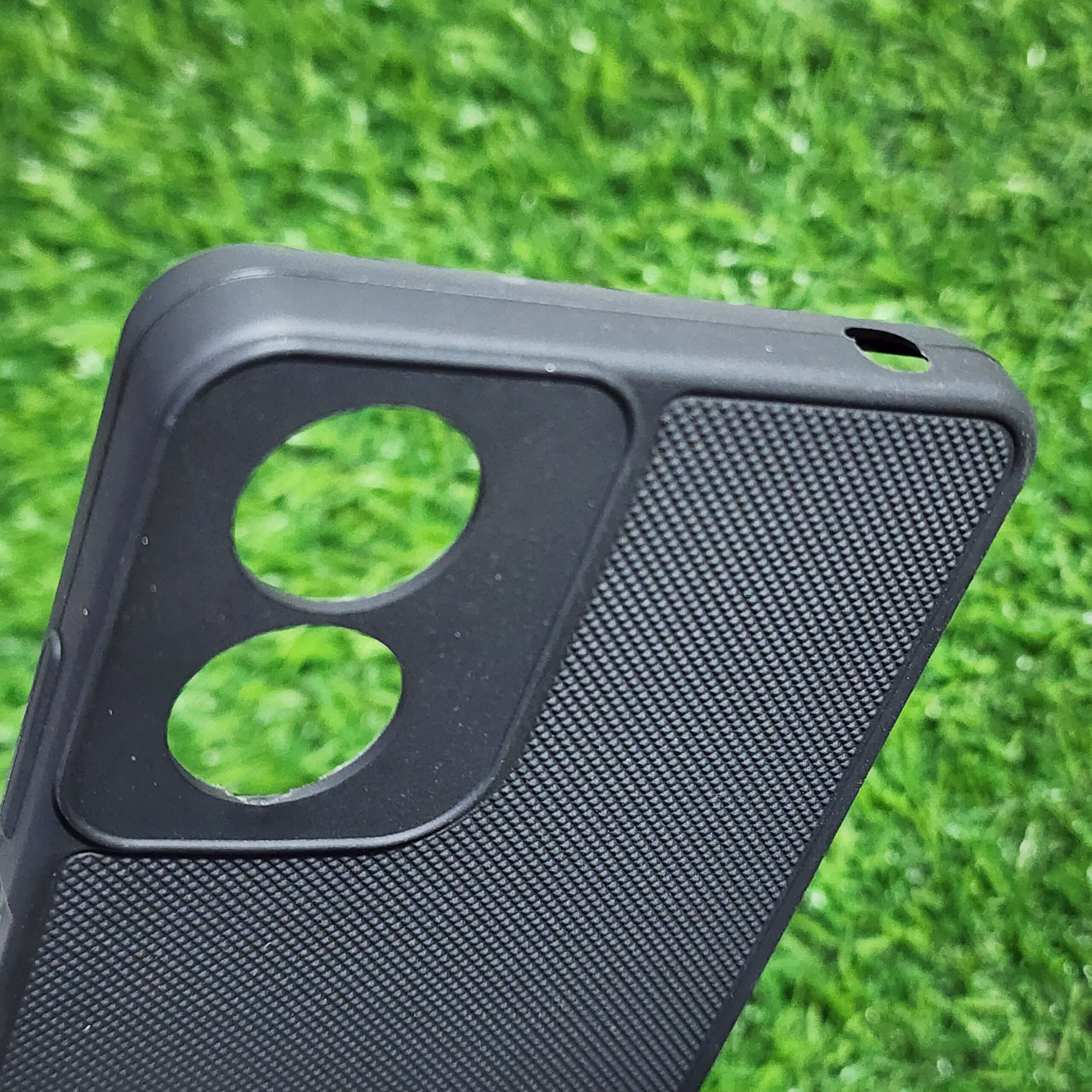 Moto G04 Silicon Black Back Cover – BT Limited Edition Store